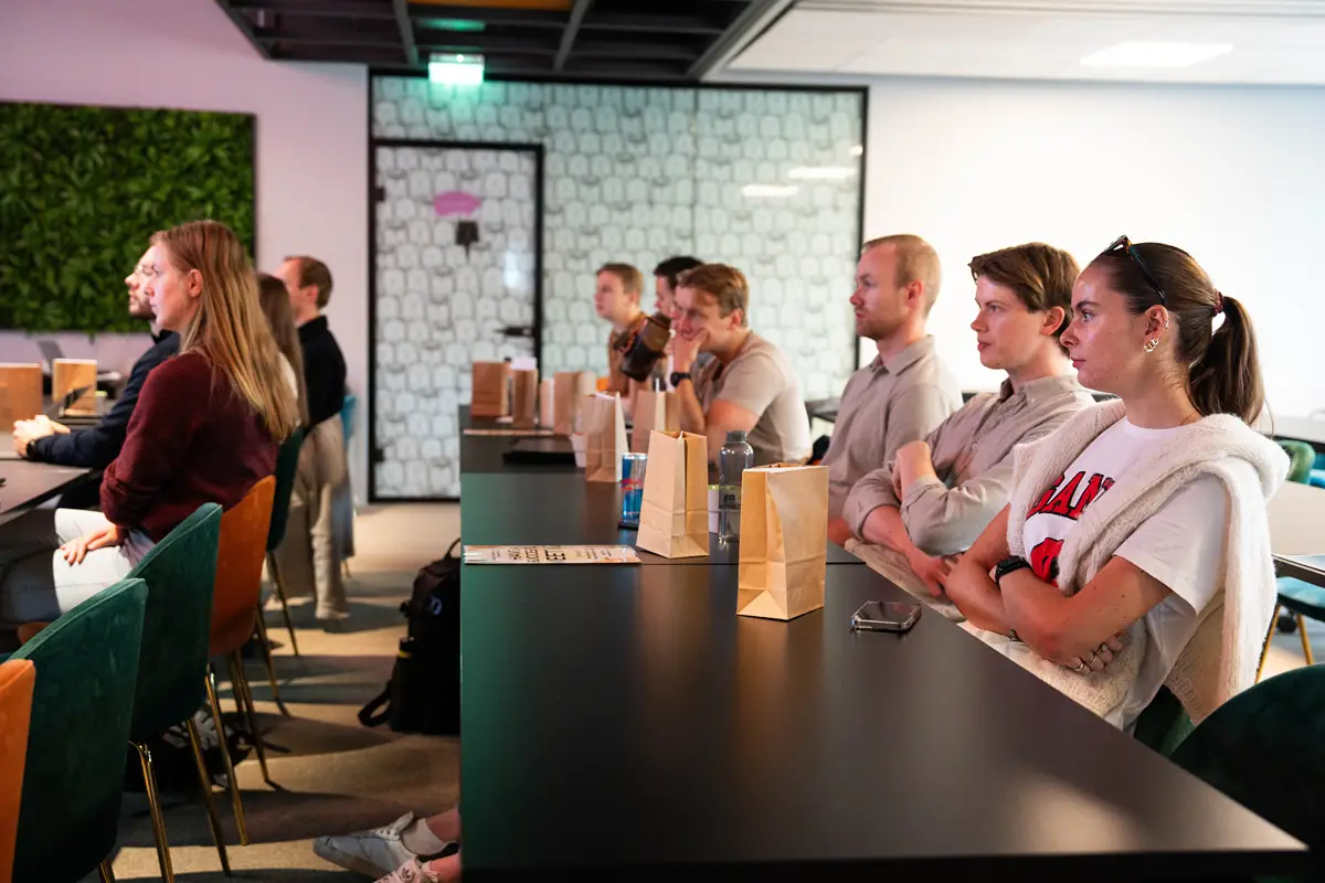 Universitetet på plass på Forus - ForUS